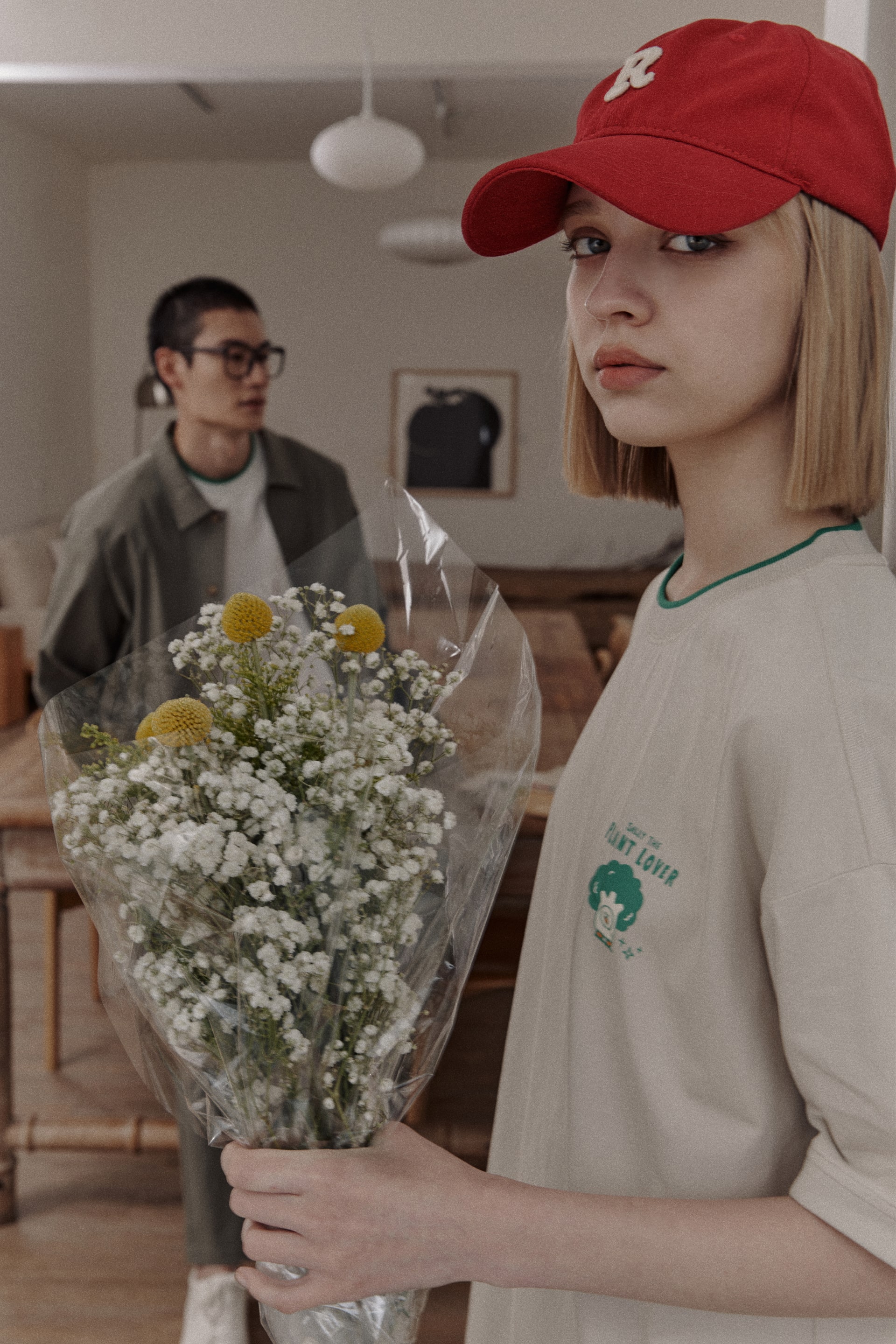 LINE FRIENDS 環保系列 莎莉愛綠色生活 印花短袖上衣 | evenless | 米斯特國際