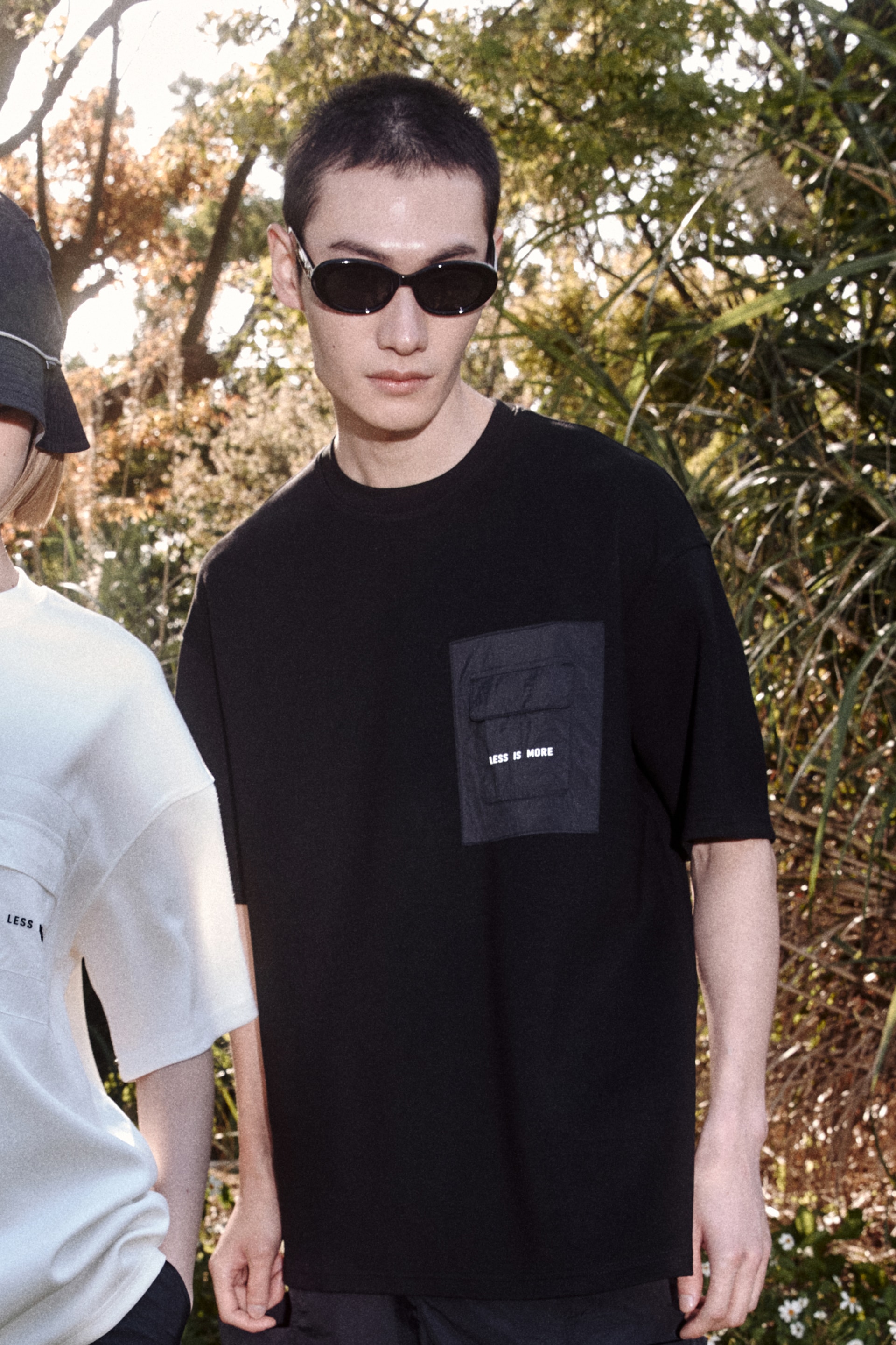 EVENLESS 舒適 棉柔空氣層 異材質口袋短袖上衣 | evenless | 米斯特國際